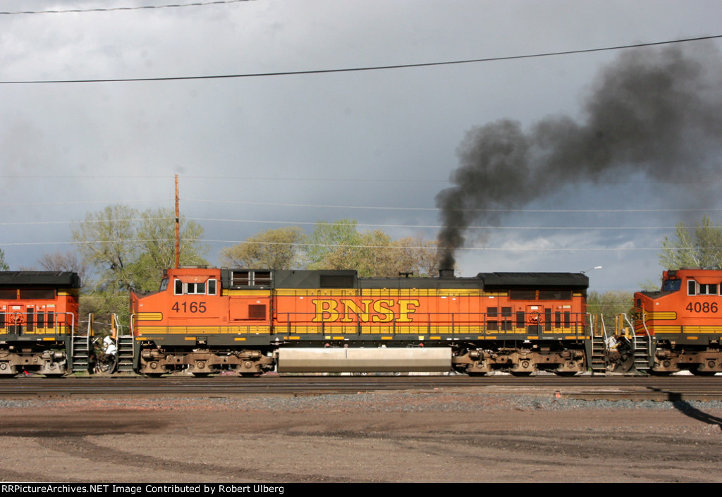 BNSF 4165